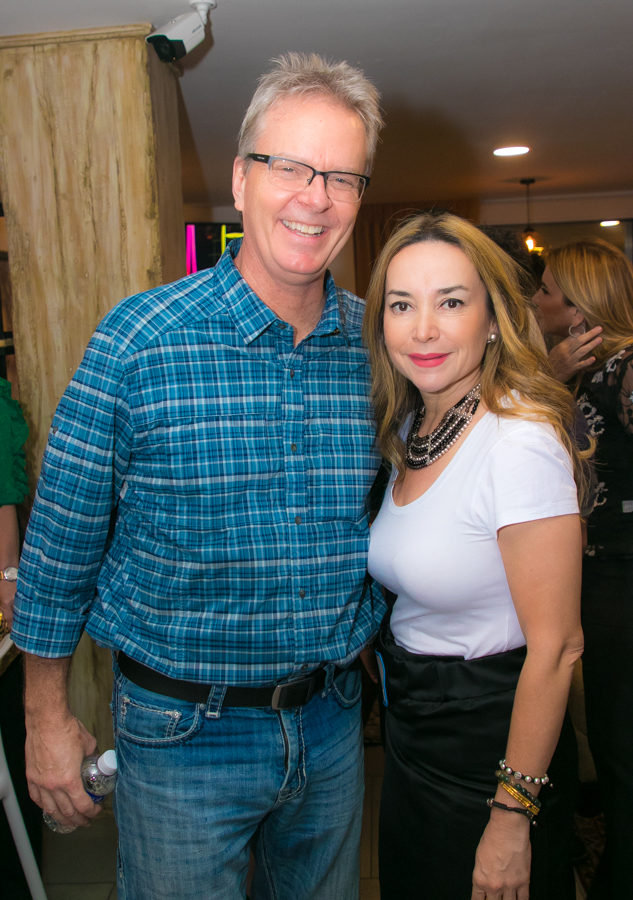 Scott Raines y su concierto acústico en San Pedro Sula, Honduras