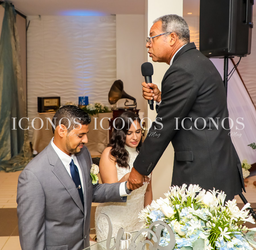 Gissel Penman y Rubén Wilson Alvarado se casan en Honduras