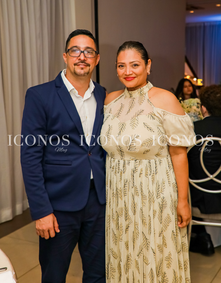 Gissel Penman y Rubén Wilson Alvarado se casan en Honduras