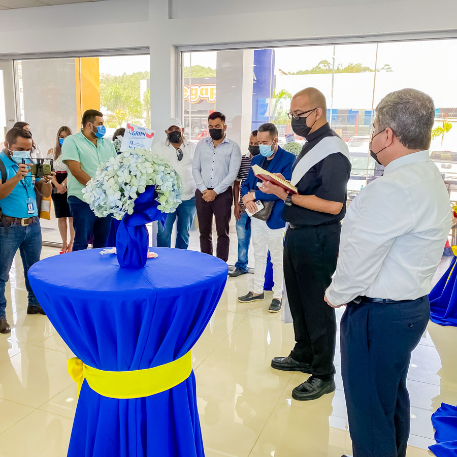 Inauguración Cofisa agencia Santa Rosa de Copán Honduras