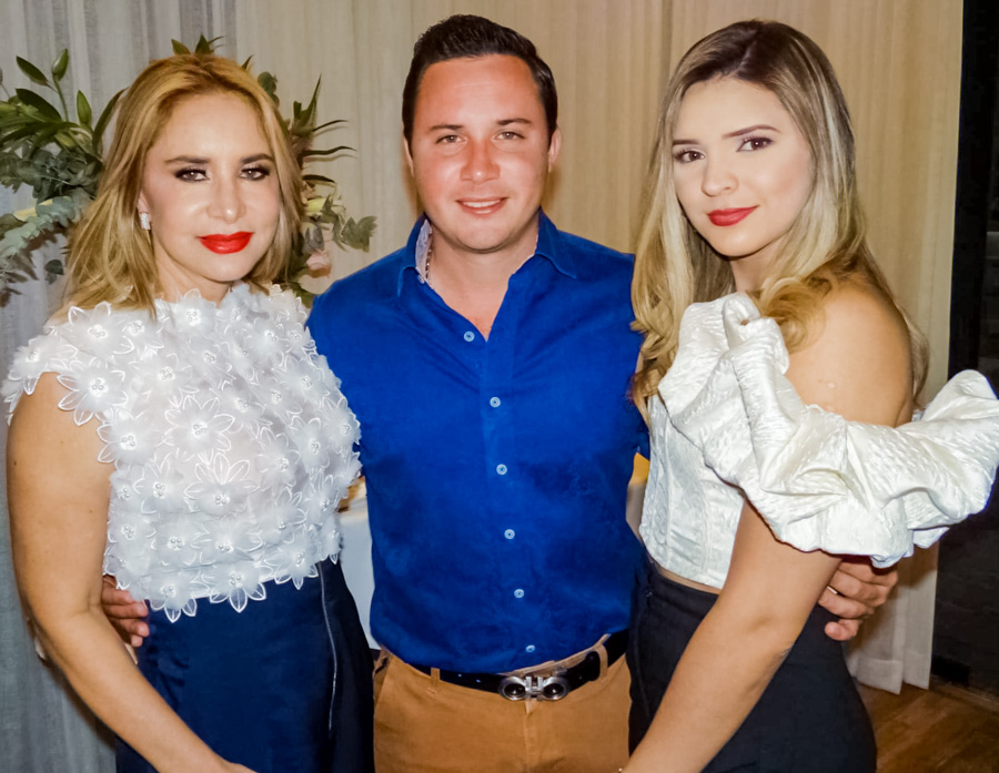 Cumpleaños Doris Peña de Barrosse en San Pedro Sula, Honduras