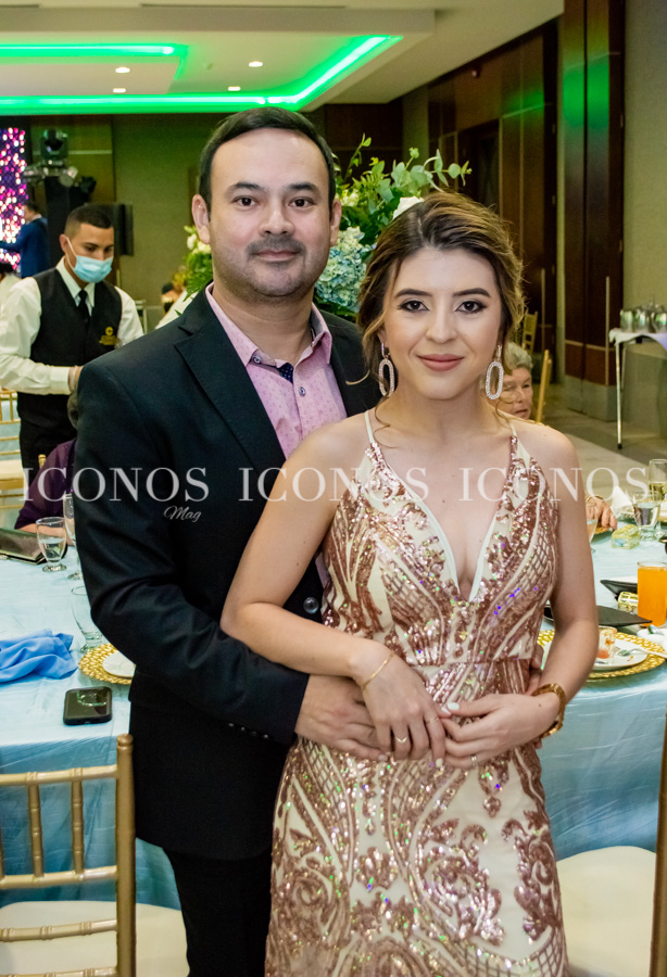 Lizbeth Castillo y Salomón Ochoa celebran su boda en San Pedro Sula