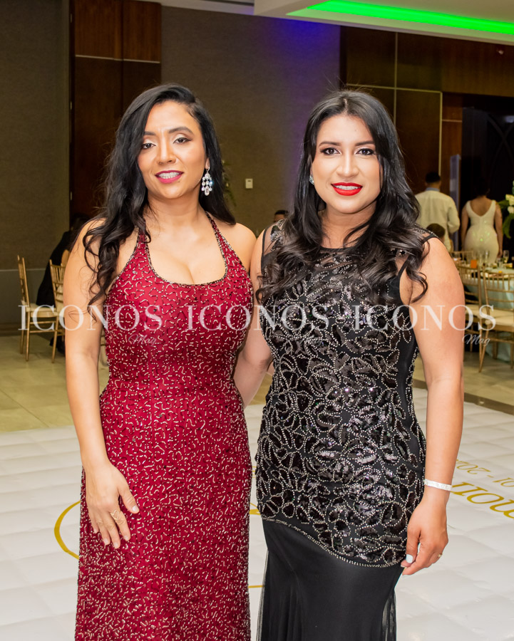 Lizbeth Castillo y Salomón Ochoa celebran su boda en San Pedro Sula