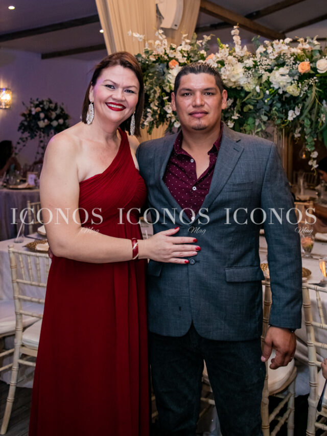 Claudia Villeda Ríos y Sergio Rubí Leiva se casan en Honduras