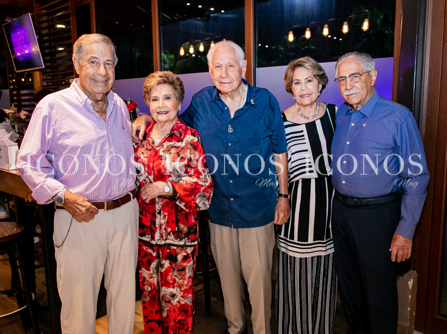 Los 86 años de Mery Marinakys de Tinoco en San Pedro Sula, Honduras