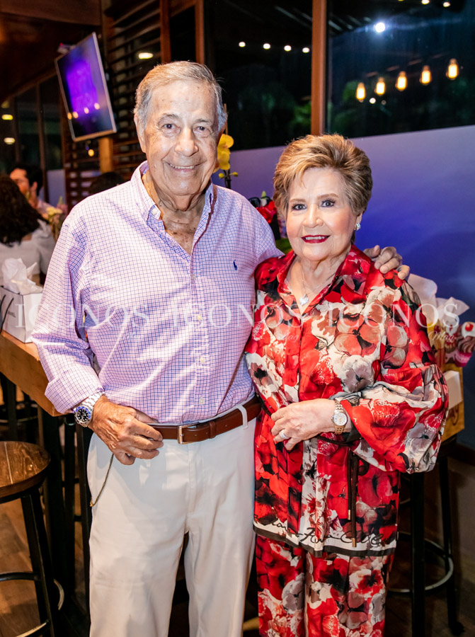 Los 86 años de Mery Marinakys de Tinoco en San Pedro Sula, Honduras