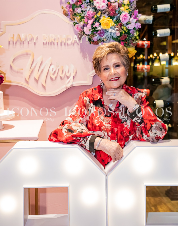 Los 86 años de Mery Marinakys de Tinoco en San Pedro Sula, Honduras