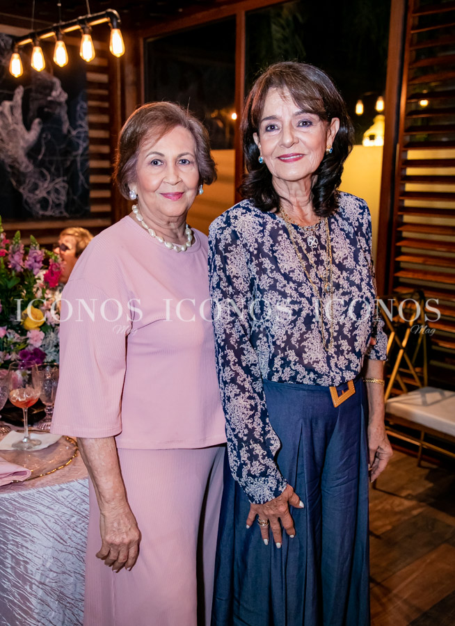 Los 86 años de Mery Marinakys de Tinoco en San Pedro Sula, Honduras