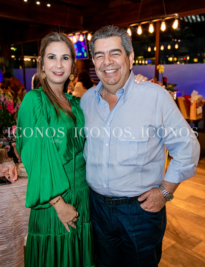 Los 86 años de Mery Marinakys de Tinoco en San Pedro Sula, Honduras