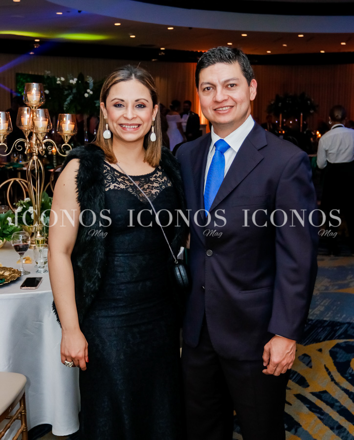 Elisa Rodríguez y André Calderón celebran su boda en Honduras