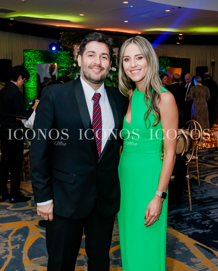 Elisa Rodríguez y André Calderón celebran su boda en Honduras