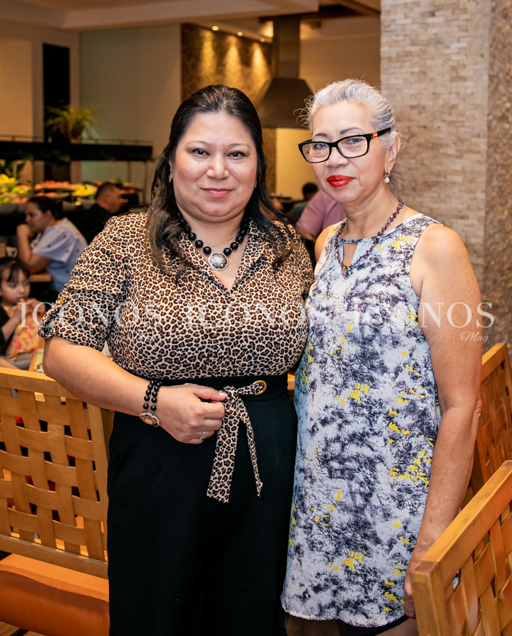 Cumpleaños Dina Esther Bulnes Soler en San Pedro Sula, Honduras