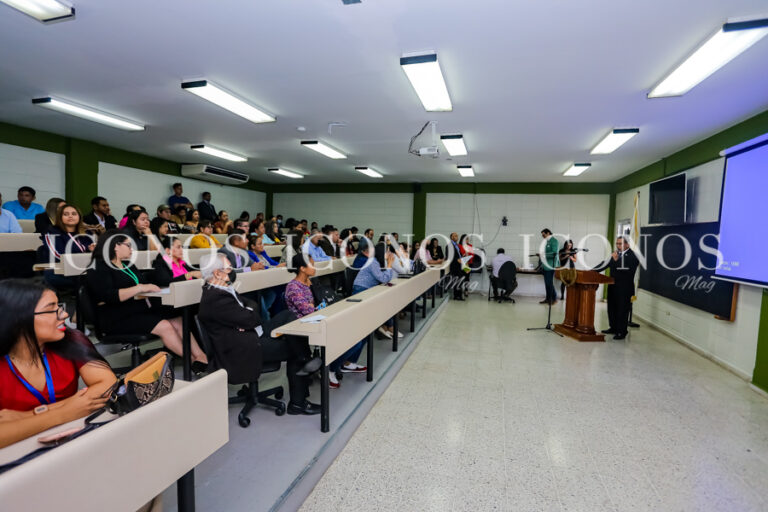 Lanzamiento Plataforma E Learning Canvas by UTH campus Tegucigalpa