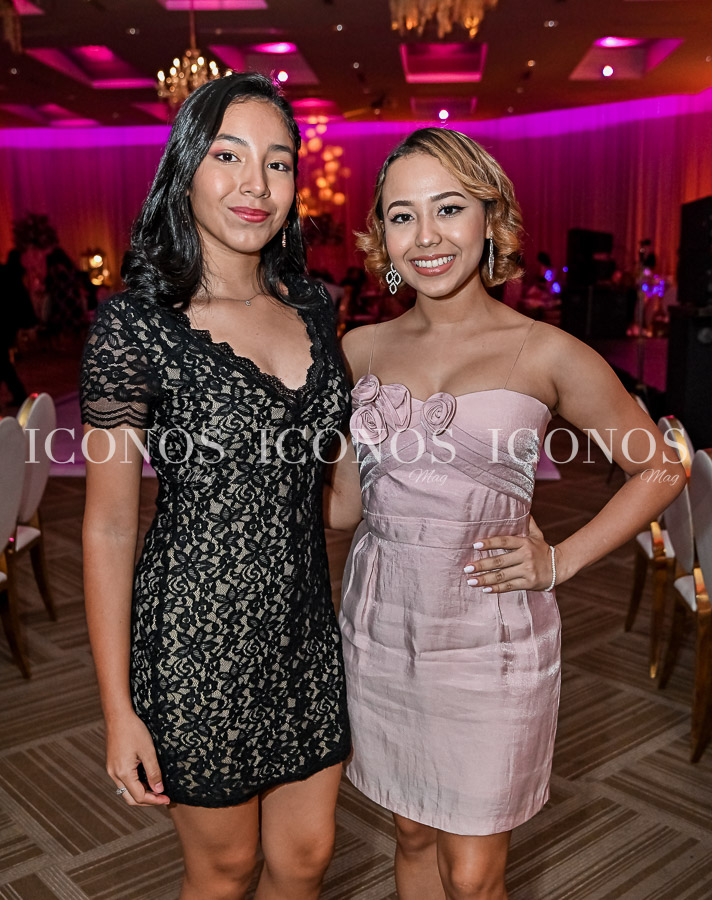 Cumpleaños Kimberly Y Leslie Reyes Medina En Honduras