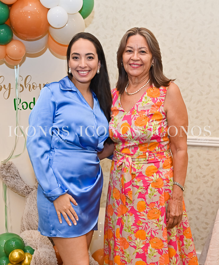 Victoria Patricia Flores Martínez celebra su 'baby shower' en Honduras