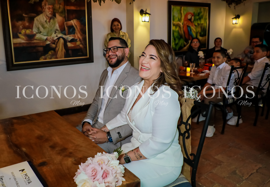 Nory Collins Perdomo y Carlos Rodríguez Rodríguez: boda civil Honduras