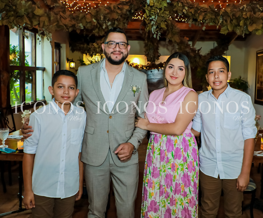 Nory Collins Perdomo y Carlos Rodríguez Rodríguez: boda civil Honduras