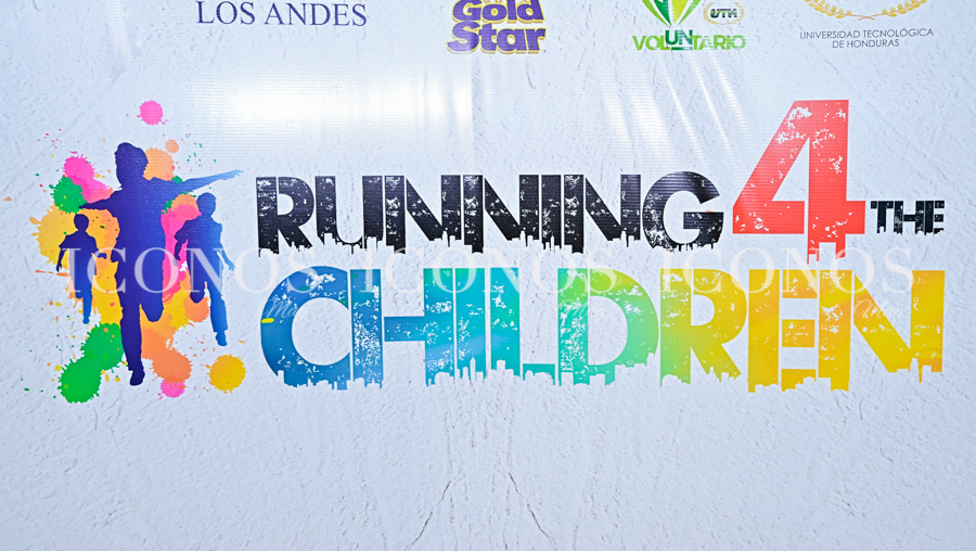 Running 4 the children by Gatorade en San Pedro Sula, Cortés, Honduras