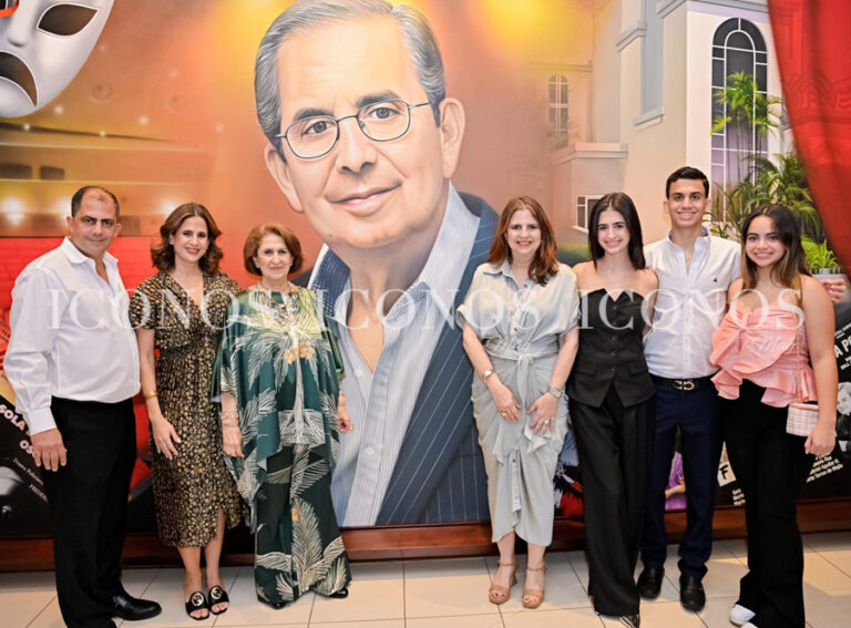 Mural póstumo José Francisco Saybe: develación en Honduras