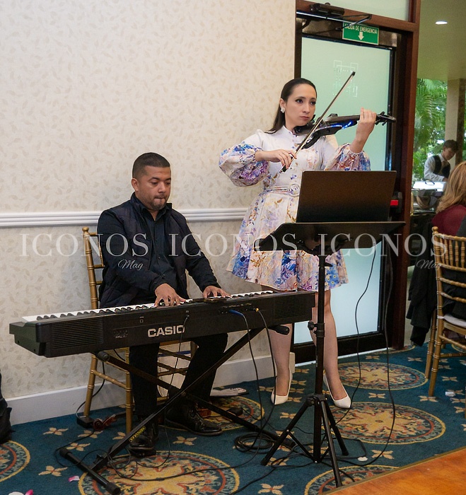 Marcela Estefanía Abujieres y Brandon Ricardo Hill boda Honduras