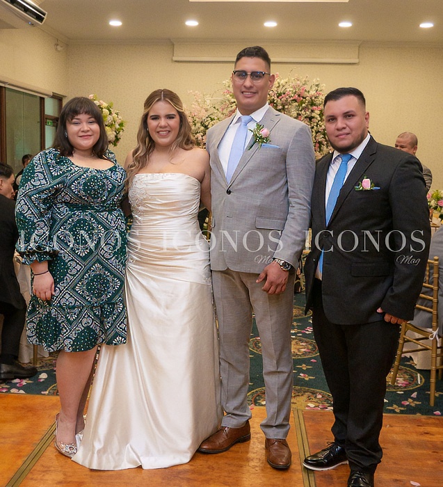 Marcela Estefanía Abujieres y Brandon Ricardo Hill boda Honduras