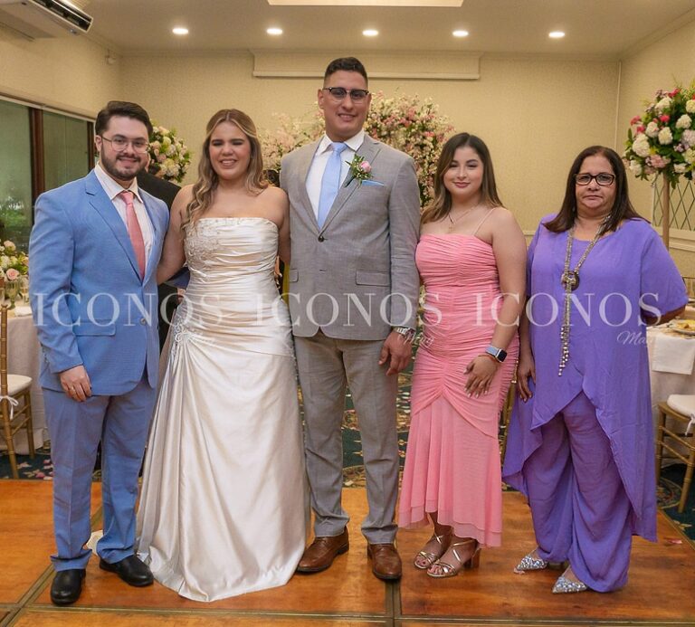 Marcela Estefanía Abujieres y Brandon Ricardo Hill boda Honduras