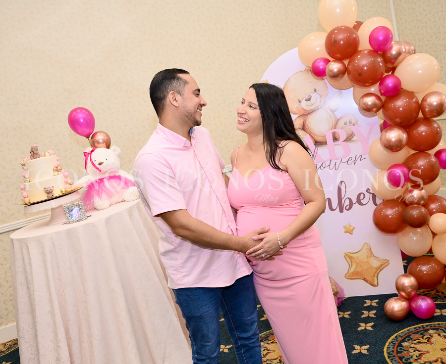 Angie Gissel Chávez Aguilar de Flores: baby shower, Honduras