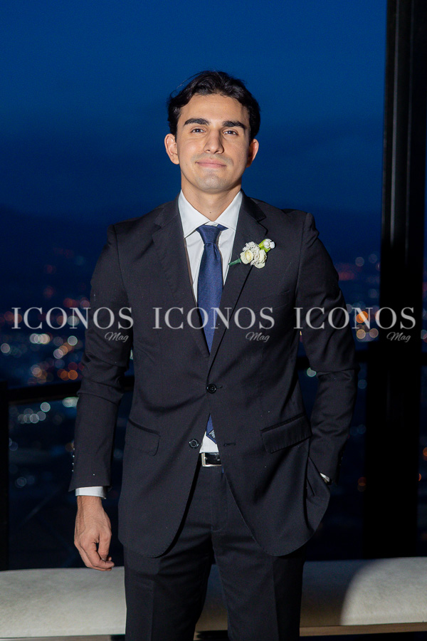 Anna Flores Hagestad y Charlie Estrada López: boda civil, Honduras